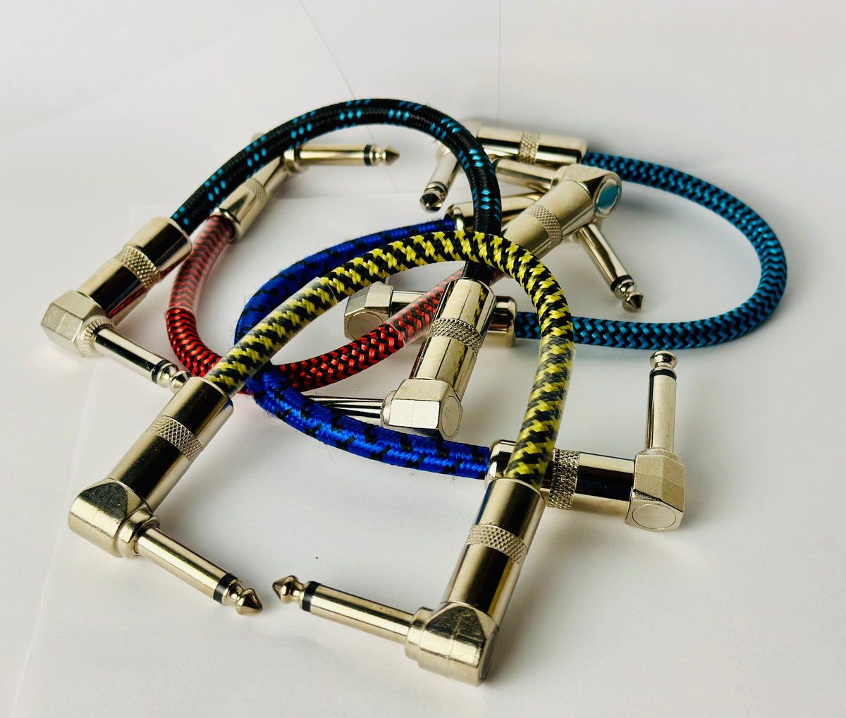 GUITAR PATCH CABLE Braided cable assorted colors – Wanderkauven Guitars